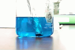 CuCl2 + Al -> AlCl3 + Cu : r/chemicalreactiongifs
