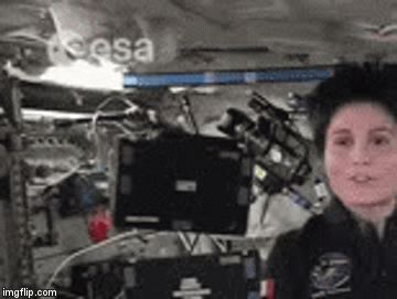 ISS magic (globe-believers please place head back in sand, ignore this ...