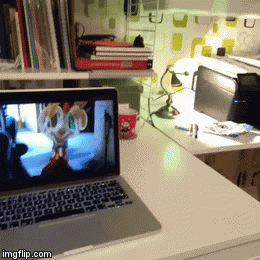 Clunk!! O﹏o - Imgflip