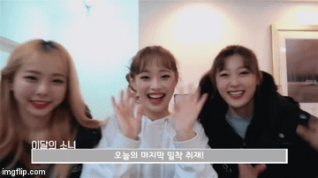 Chuu's double hand hearts gives me life. - Imgflip