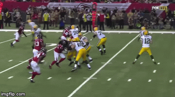 I always get a kick out of watching Rodgers get sacked - Imgflip