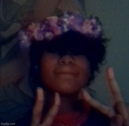 i accidentally got eyeshadow on my nose reee- - Imgflip