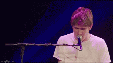 Bo deepthroating a mic - Imgflip