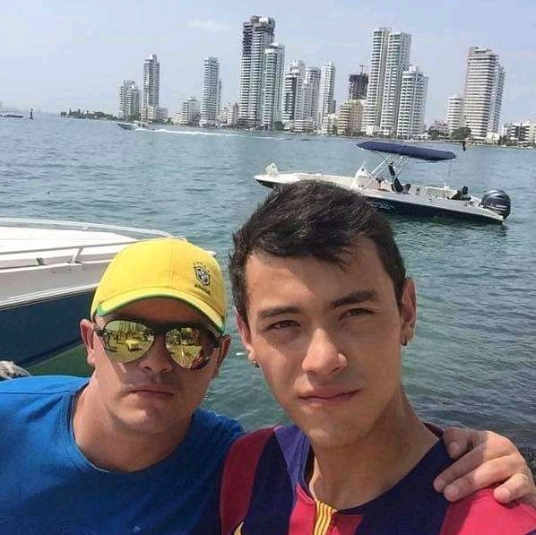 Par de lokas Blank Template - Imgflip