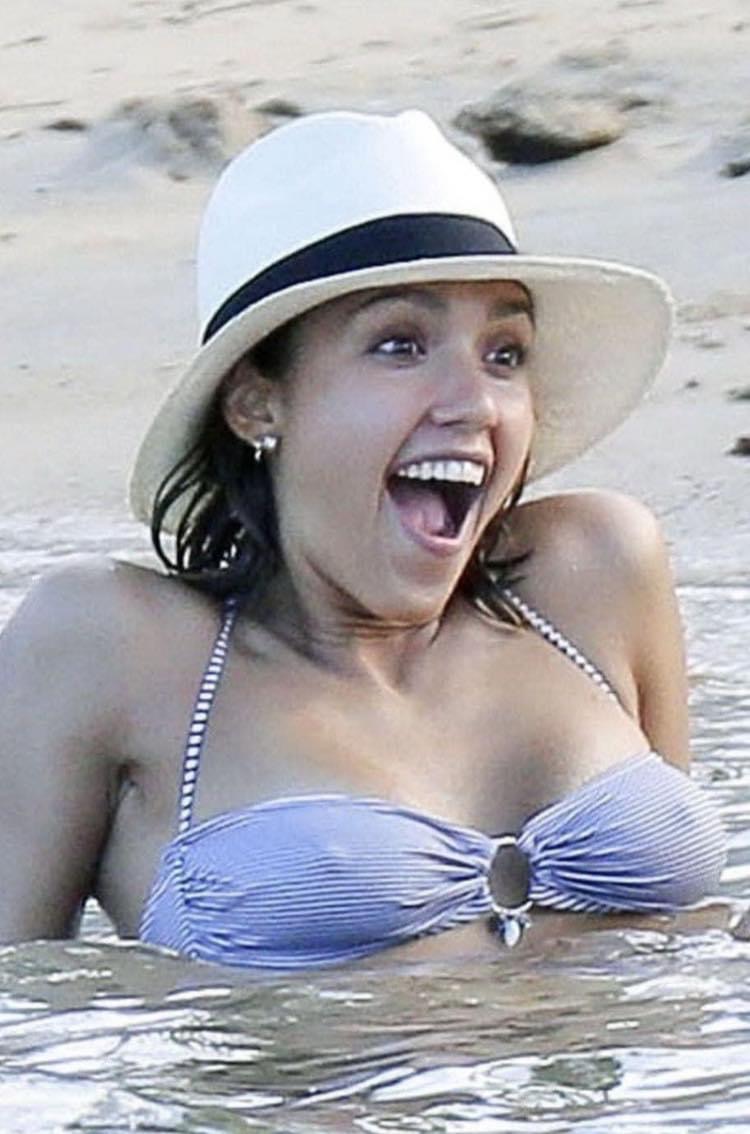 Jessica Alba Blank Template - Imgflip