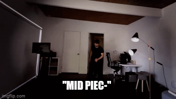 One piece is definitely NOT mid - Imgflip