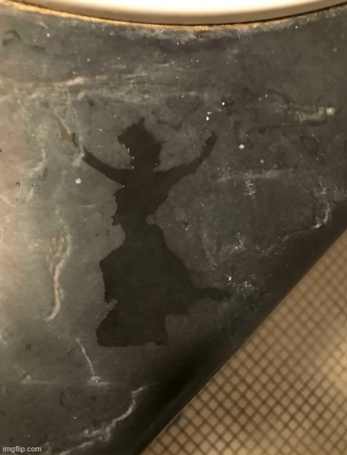 water spill looks like a lady dancing - Imgflip