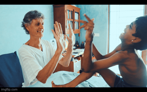 Les mômes au Centre de soins naturels - Imgflip