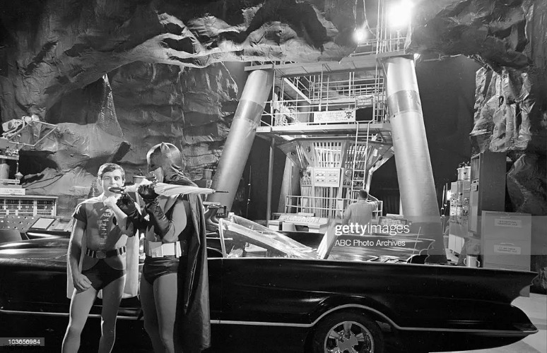 1/6 JazzInc 1966 Batcave Parts | Collector Freaks Collectibles Forum