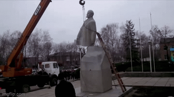 Statue fail - Imgflip