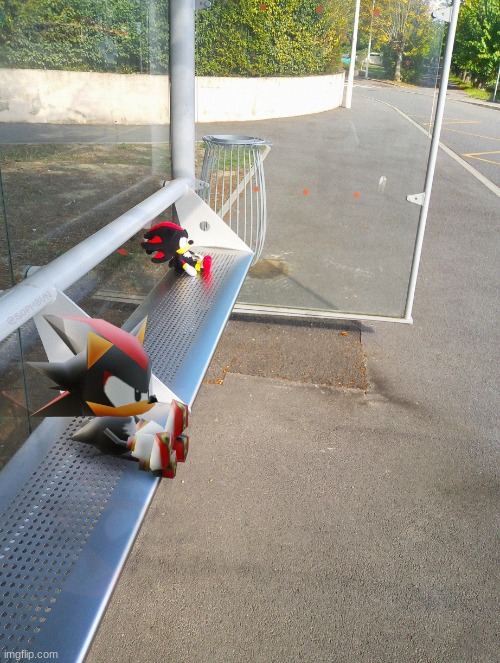 Image tagged in low poly shadow sit - Imgflip