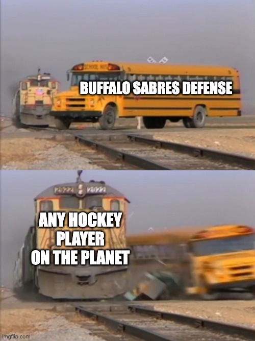 train crashes bus - Imgflip