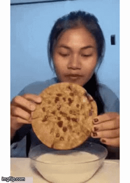 That's Not How 'Biscuit Dunking' Works ! - Imgflip