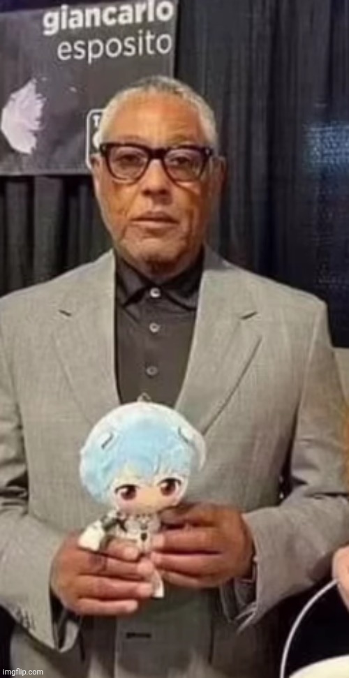 Angry rizu holding milo - Imgflip