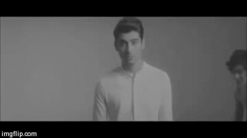 Zarry Gif